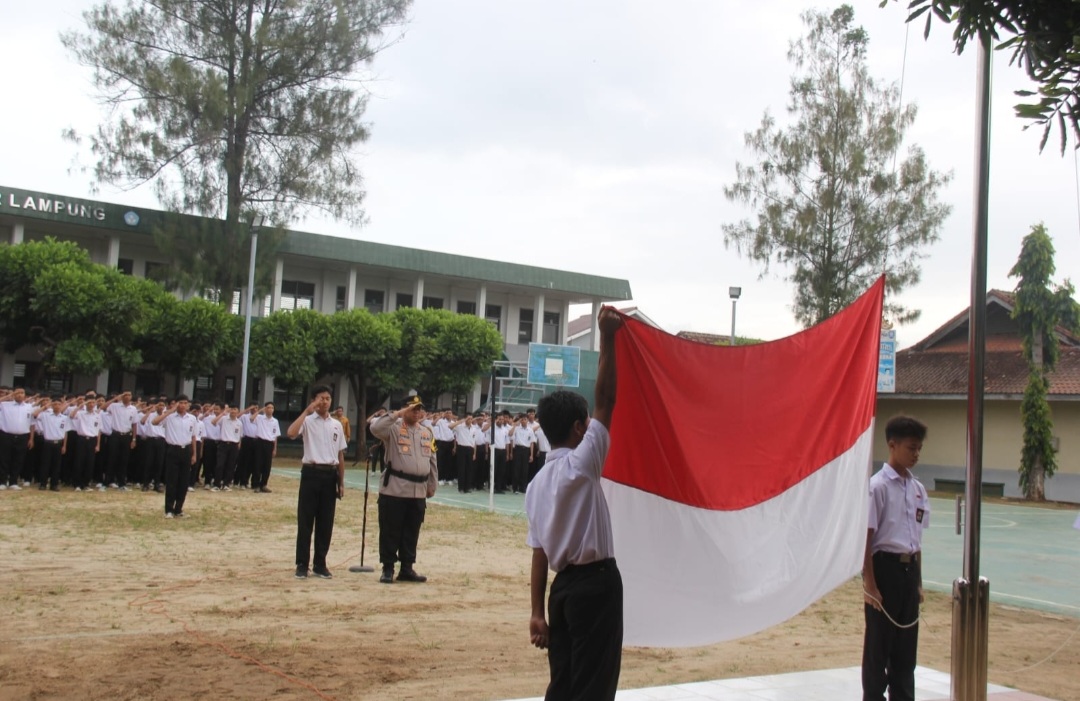 Edukasi Pelajar, Waka Polresta Hingga Pejabat Utama Polresta Bandar ...